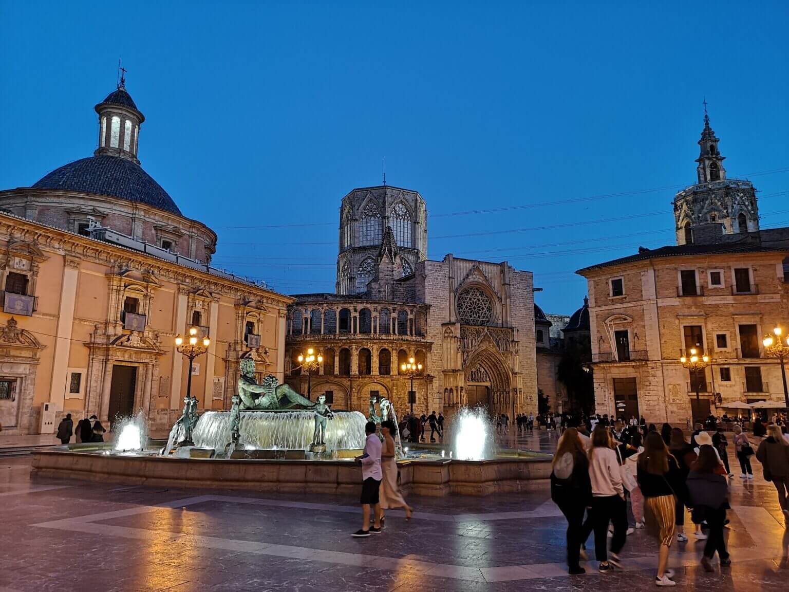 How To Get From Barcelona To Valencia (And Vice-Versa) - Abroad in Valencia