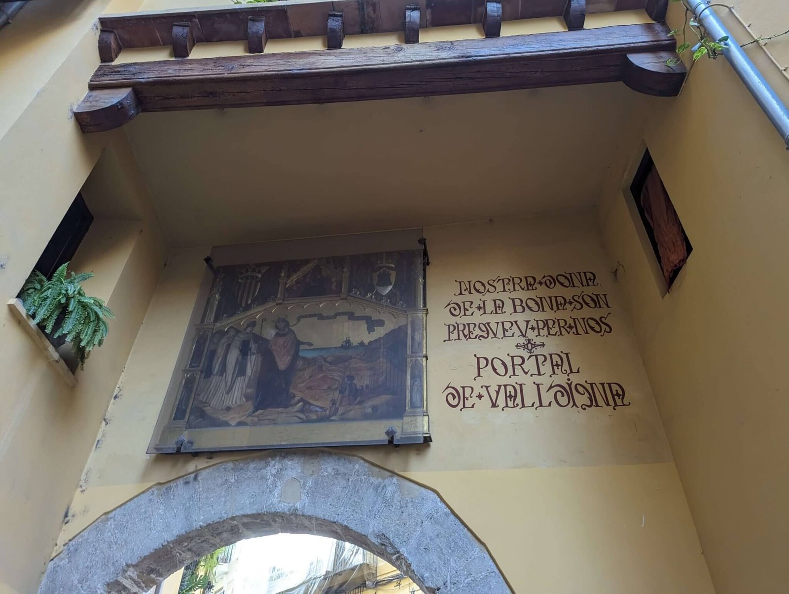 Old Town, Valencia: A Comprehensive Guide to La Ciutat Vella - Abroad ...