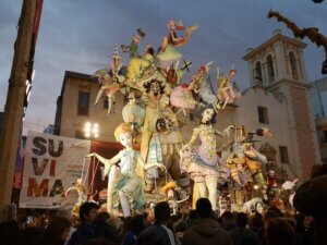 What Does Fallas Mean? Les Falles Vocabulary You Need to Know - Abroad ...