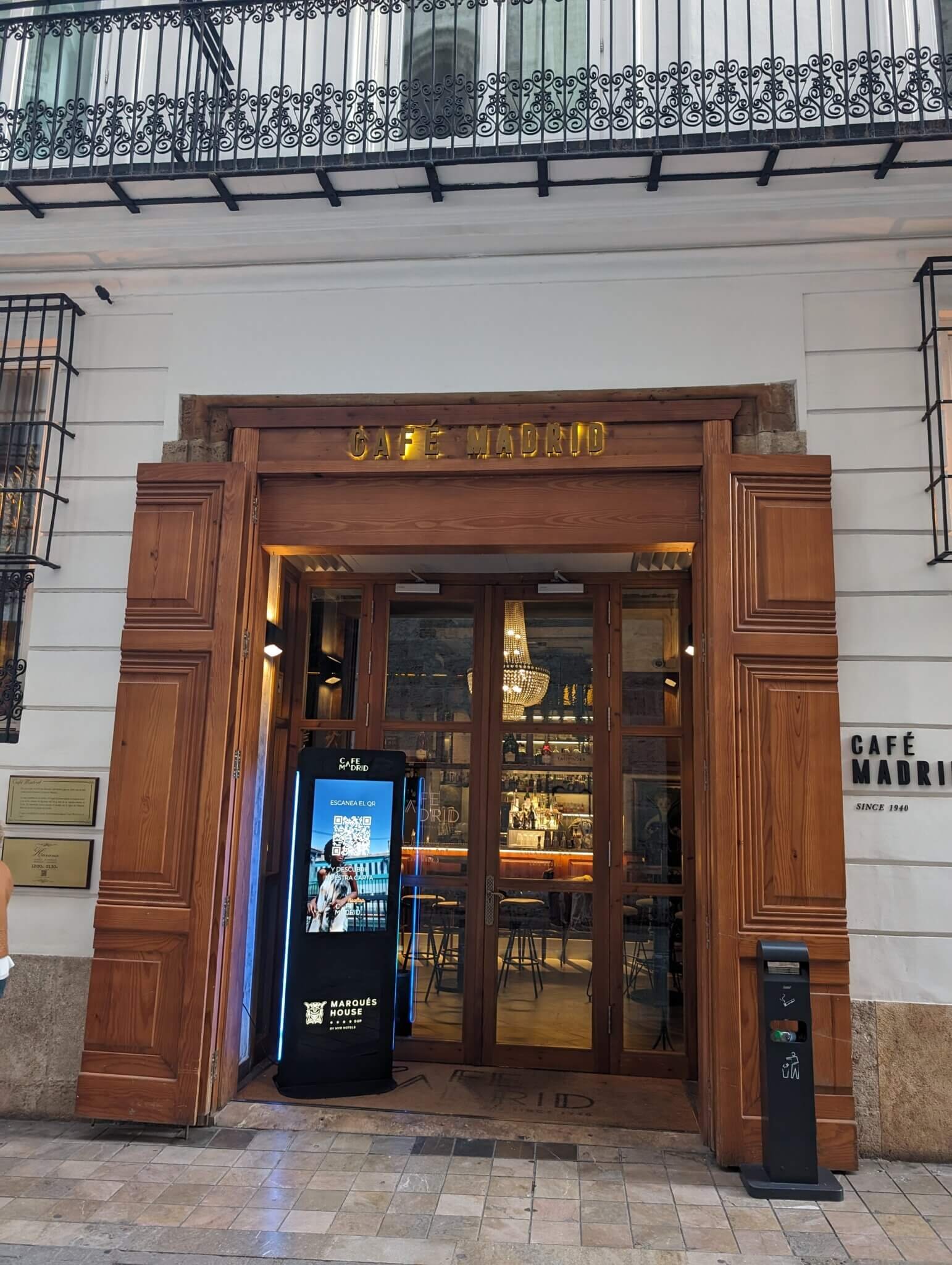 33 Best Bars in Valencia, Spain [2024] - Abroad in Valencia